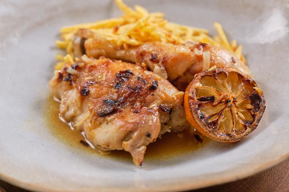 Pollo al limón: un imprescindible en casa